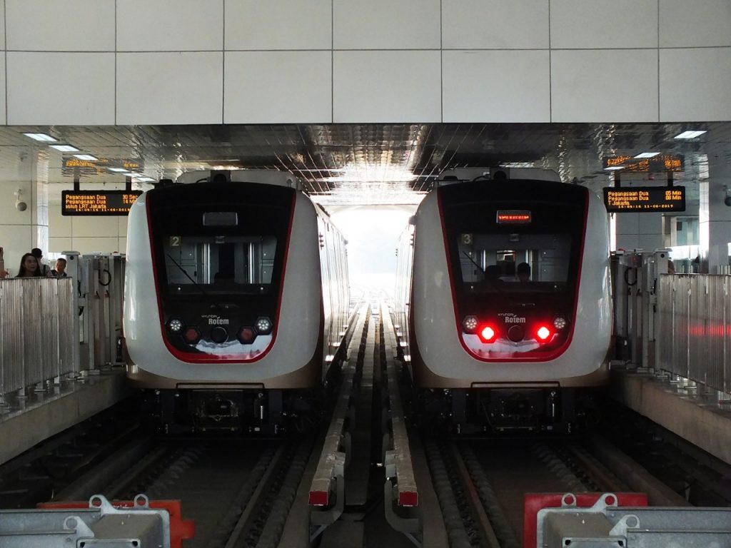Inilah Spot Hunting LRT Jakarta Fase 1 Paling Yahud! - Laman 2 dari 6 ...