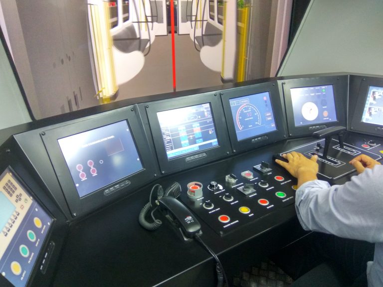 Beginilah Tampilan Simulator Yang Digunakan LRT Jakarta - Railway ...