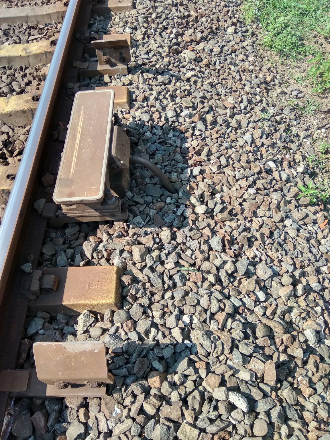 Pengembangan Sistem Pendeteksi Kereta Berbasis Gelombang Mikro Balise ...