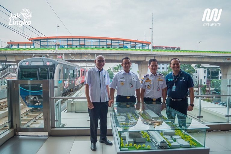 Bangunan Integrasi Stasiun MRT ASEAN - Halte CSW Resmi Dibangun ...
