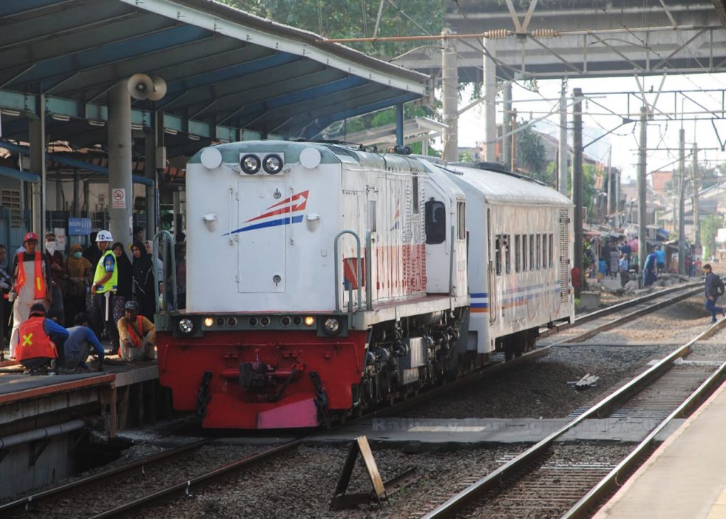 [GALERI] Kereta Api Rangkaian Pendek #SepurBantet - Laman 5 dari 8