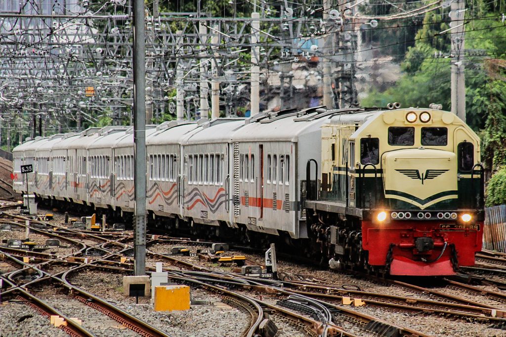 [GALERI] Setahun Bersama Lokomotif CC201 "Vintage Livery" - Laman 3 dari 5