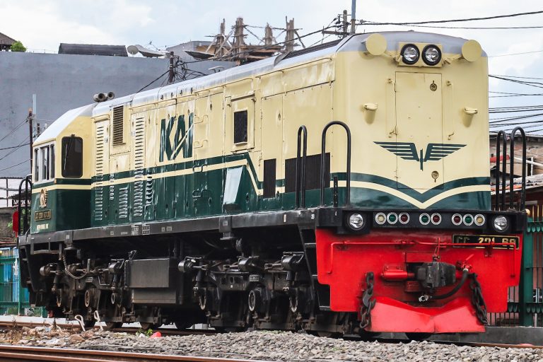 [GALERI] Setahun Bersama Lokomotif CC201 "Vintage Livery" - Laman 2 dari 5