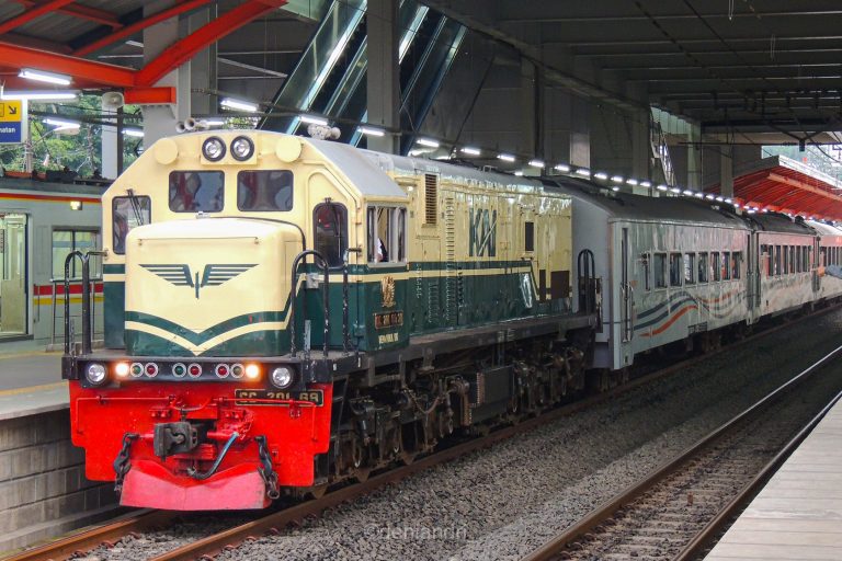 [GALERI] Setahun Bersama Lokomotif CC201 "Vintage Livery" - Laman 4 dari 5