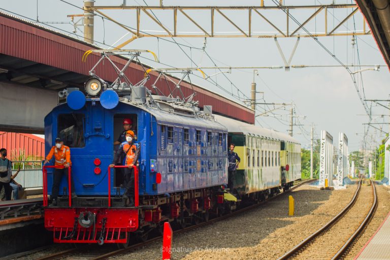 [GALERI] Beginilah Keseruan Bersama Lokomotif Listrik Legendaris Bonbon!