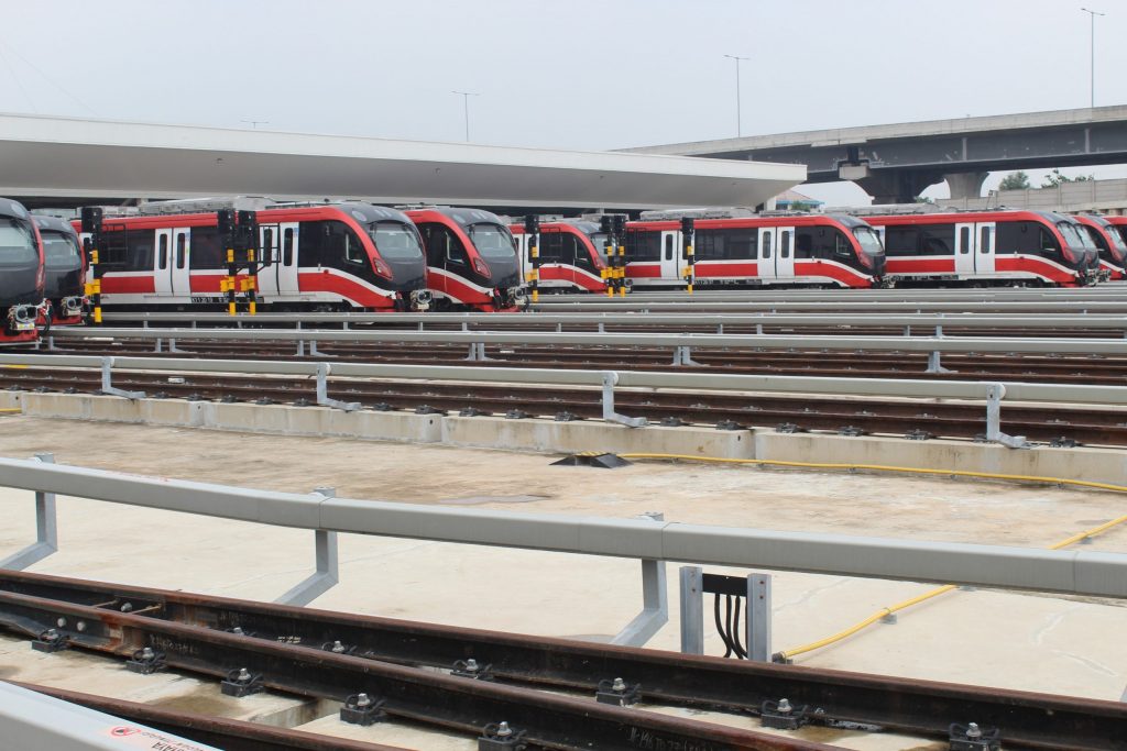 Ingin mencoba LRT Jabodebek? Yuk Intip Syaratnya - Railway Enthusiast ... Ingin mencoba LRT Jabodebek? Yuk Intip Syaratnya - Railway Enthusiast ...