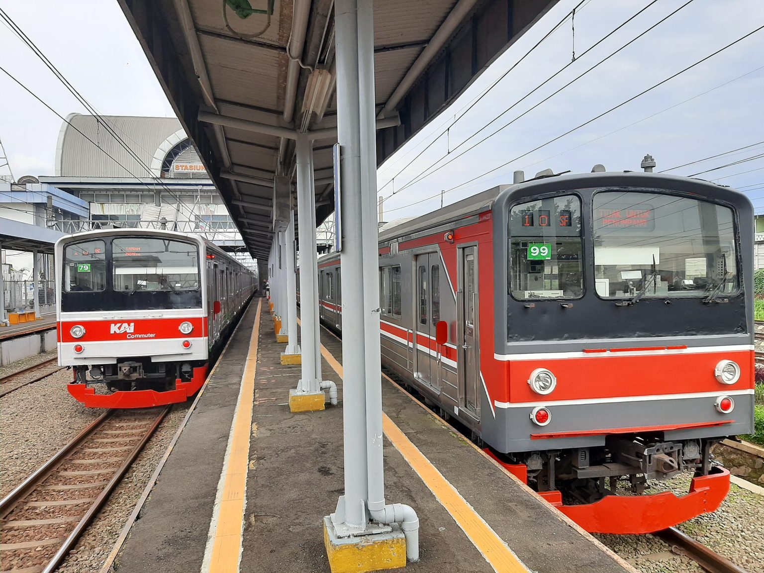 Pemerintah akan Naikkan Tarif KRL Commuter Line Pada Tahun 2023