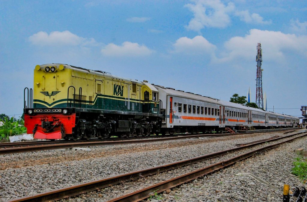 [GALERI] Ketika Lokomotif Vintage Kembali Roadshow di Bandung