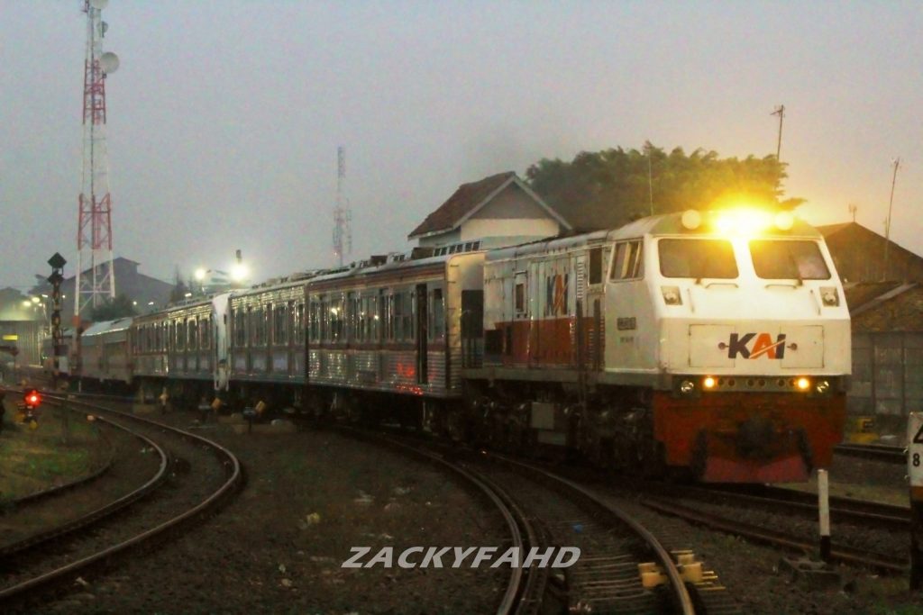 KAI Kembali Tarik KRL Seri 6000 eks Toei ke Pasirbungur