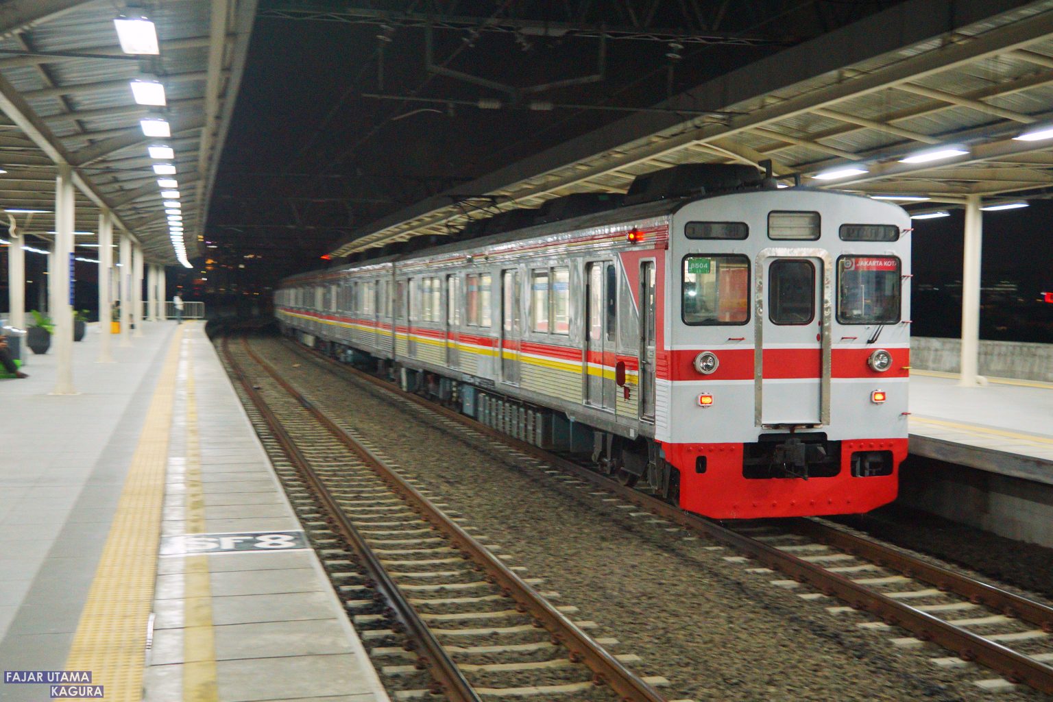 Mengabdi 48 Tahun, KRL Seri Tokyu 8500 Akhiri Masa Bakti dengan Tokyu