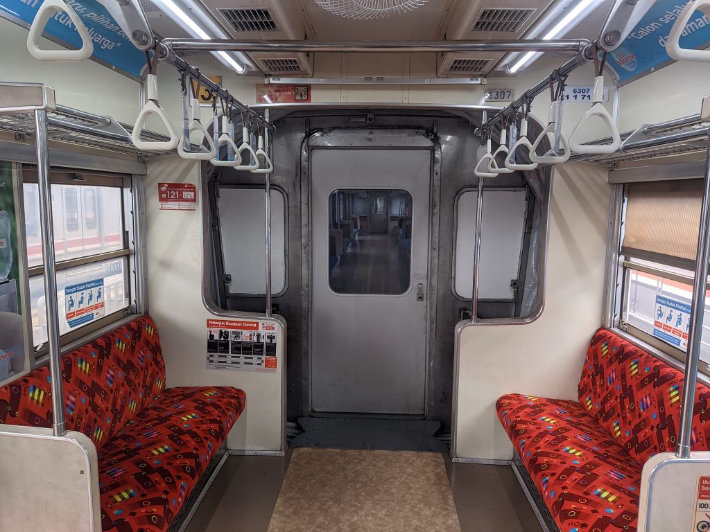 KRL Seri 6000 Rangkaian 6107F Kembali Beroperasi Setelah P48 Dengan ...