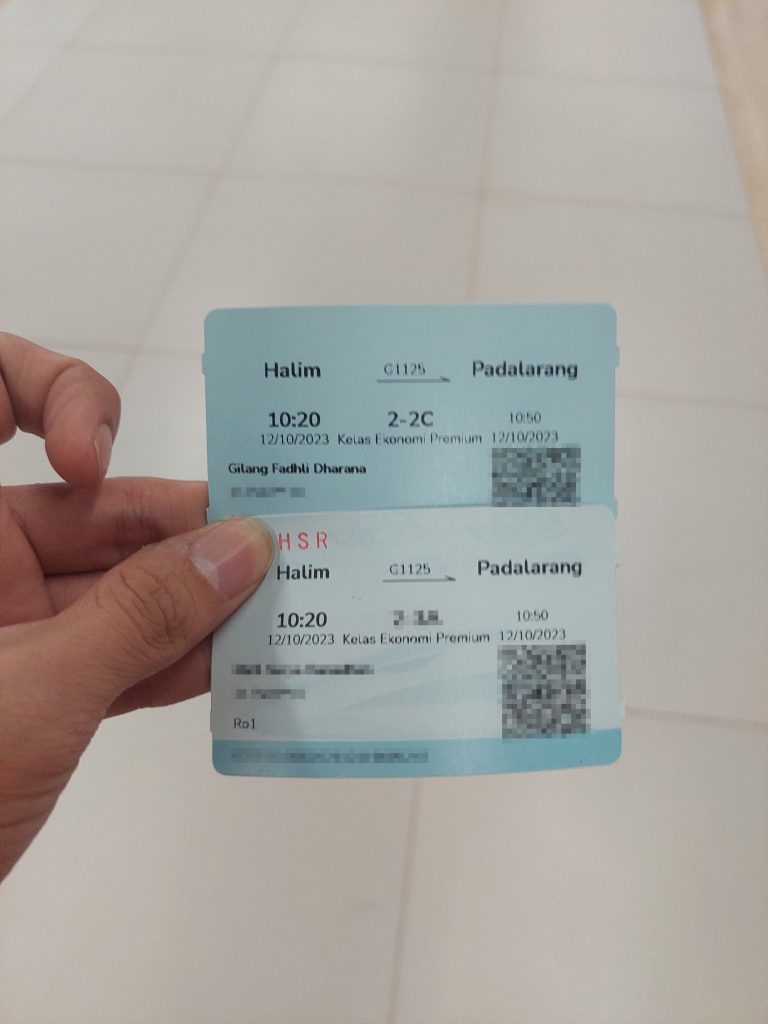 Merasakan Sensasi Menjajal Kereta Cepat Jakarta Bandung PP!