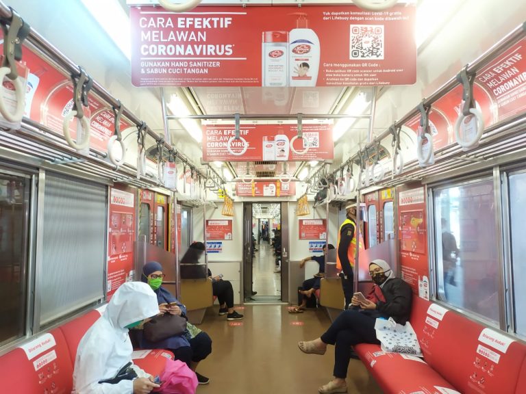 Mengenal Space Iklan di KRL Commuter Line - Railway Enthusiast Digest