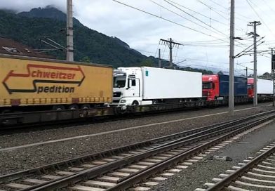 Railway Enthusiast Digest - Kereta . Cerita . Manusia