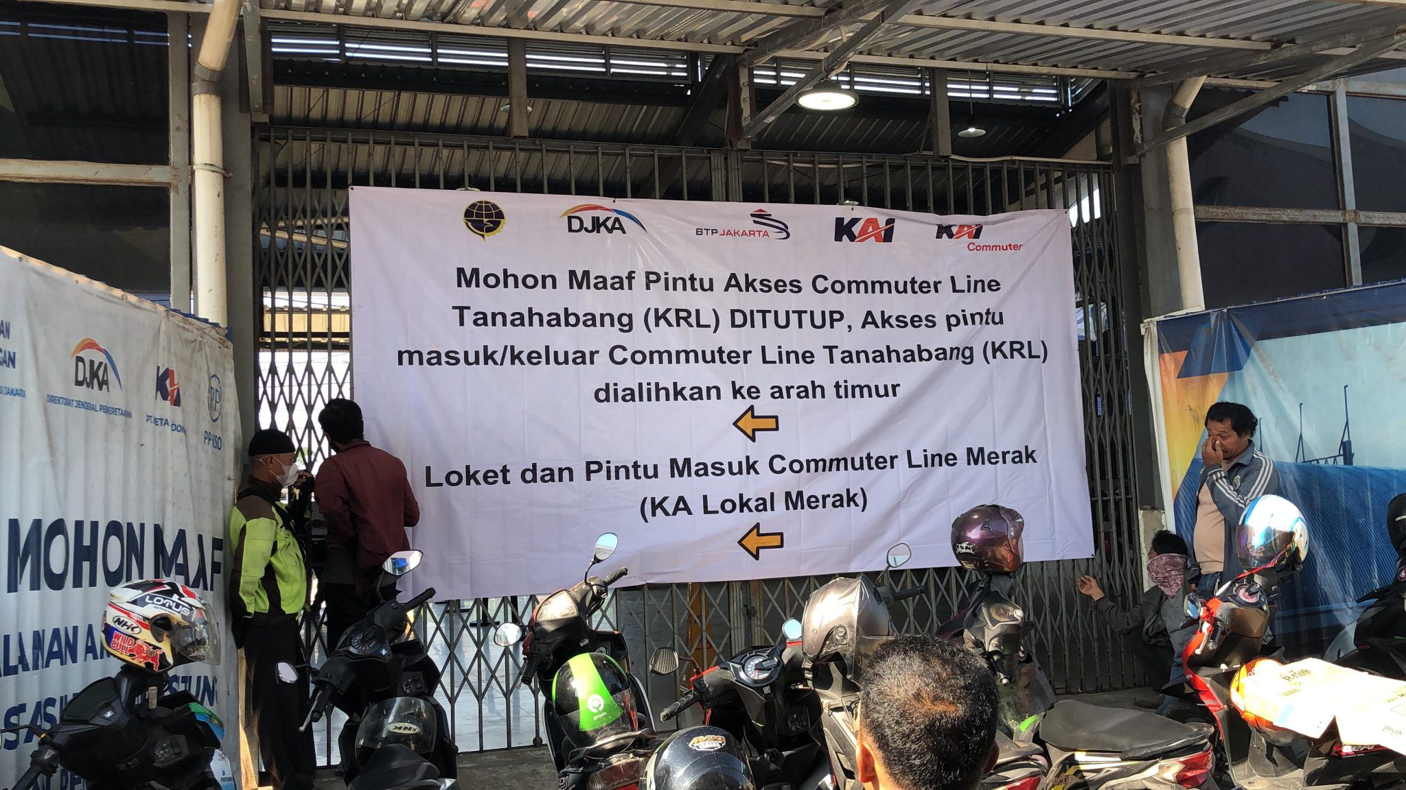 Kegiatan Konstruksi, Stasiun Rangkasbitung Alihkan Pelayanan KRL ...