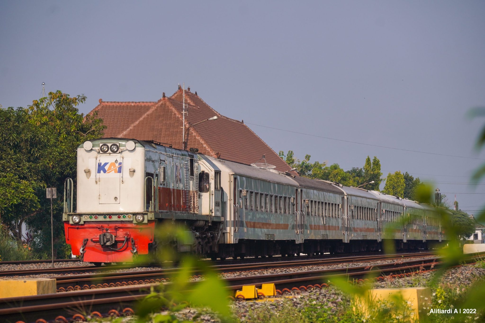 Sambut GAPEKA 2025, Inilah Beberapa Perubahan Kereta Komuter Surabaya Raya! - Laman 3 dari 3 ...