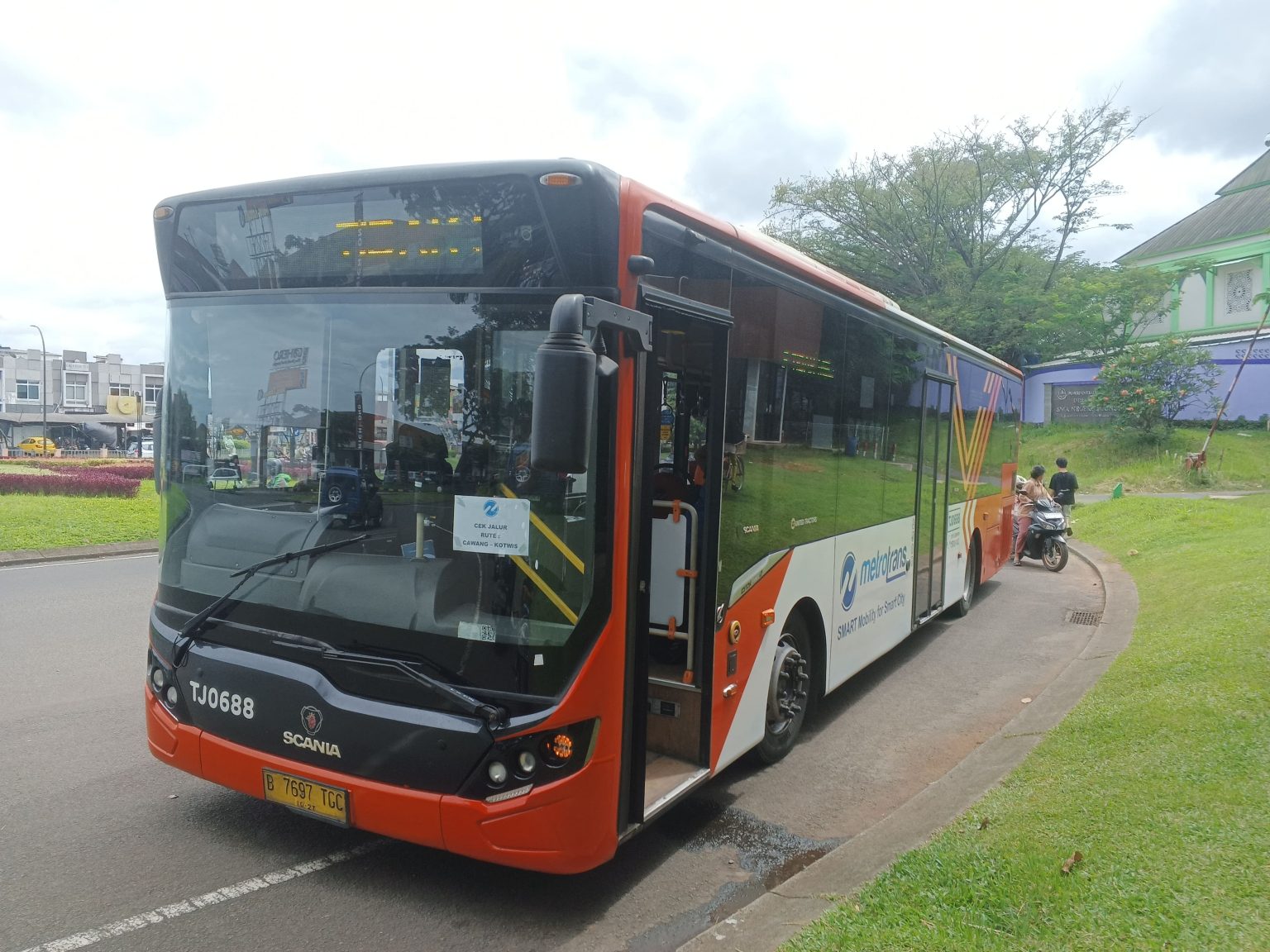 TransJakarta Uji Rute Kota Wisata â€“ Cawang PP!