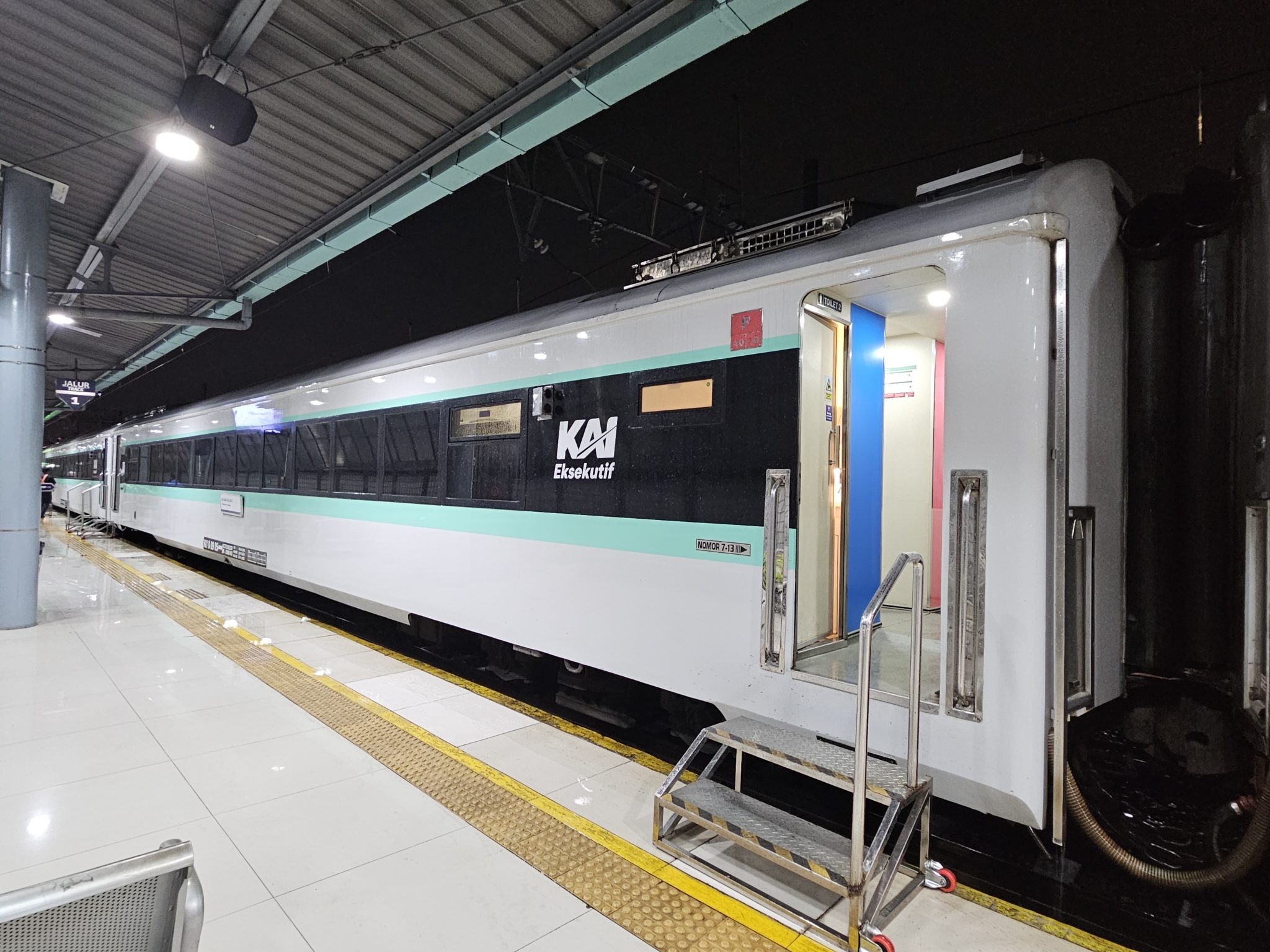 [Trip Report] Kereta api Madiun Jaya Eksekutif Modifikasi ala New ...