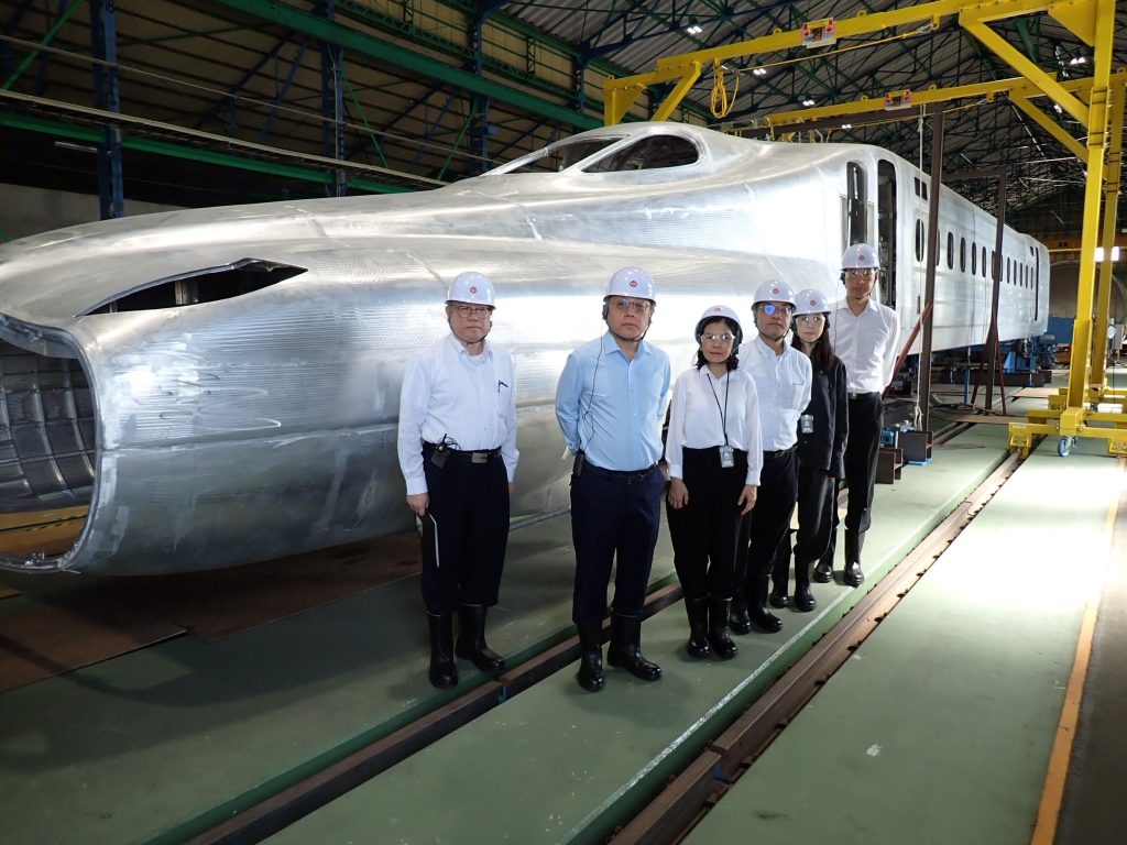Taiwan High Speed Rail Menampilkan Armada Terbarunya seri THSR N700ST - Railway Enthusiast Digest